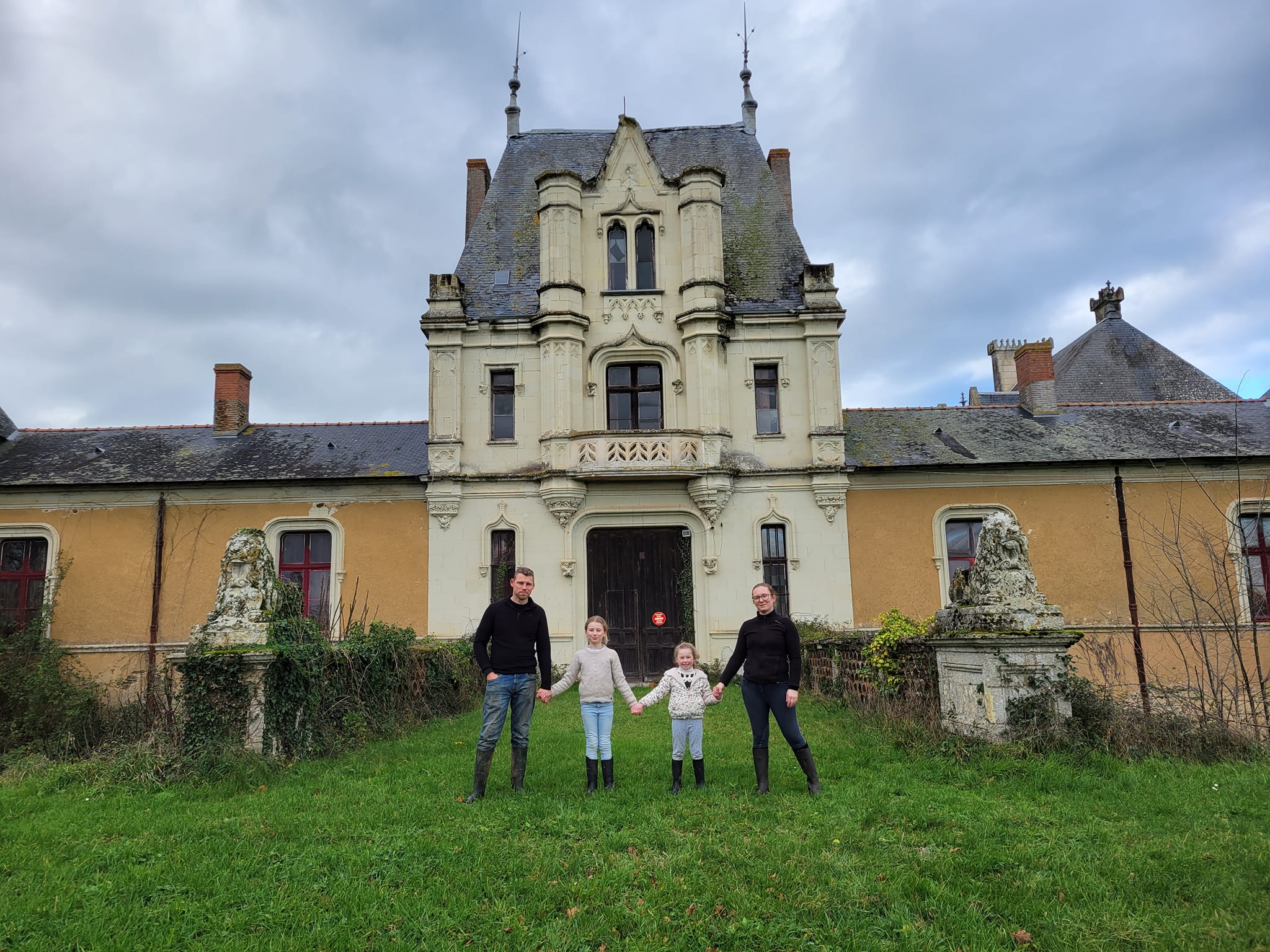 Visite du château et du parc du Pineau - Mairie de Bellevigne-en-Layon